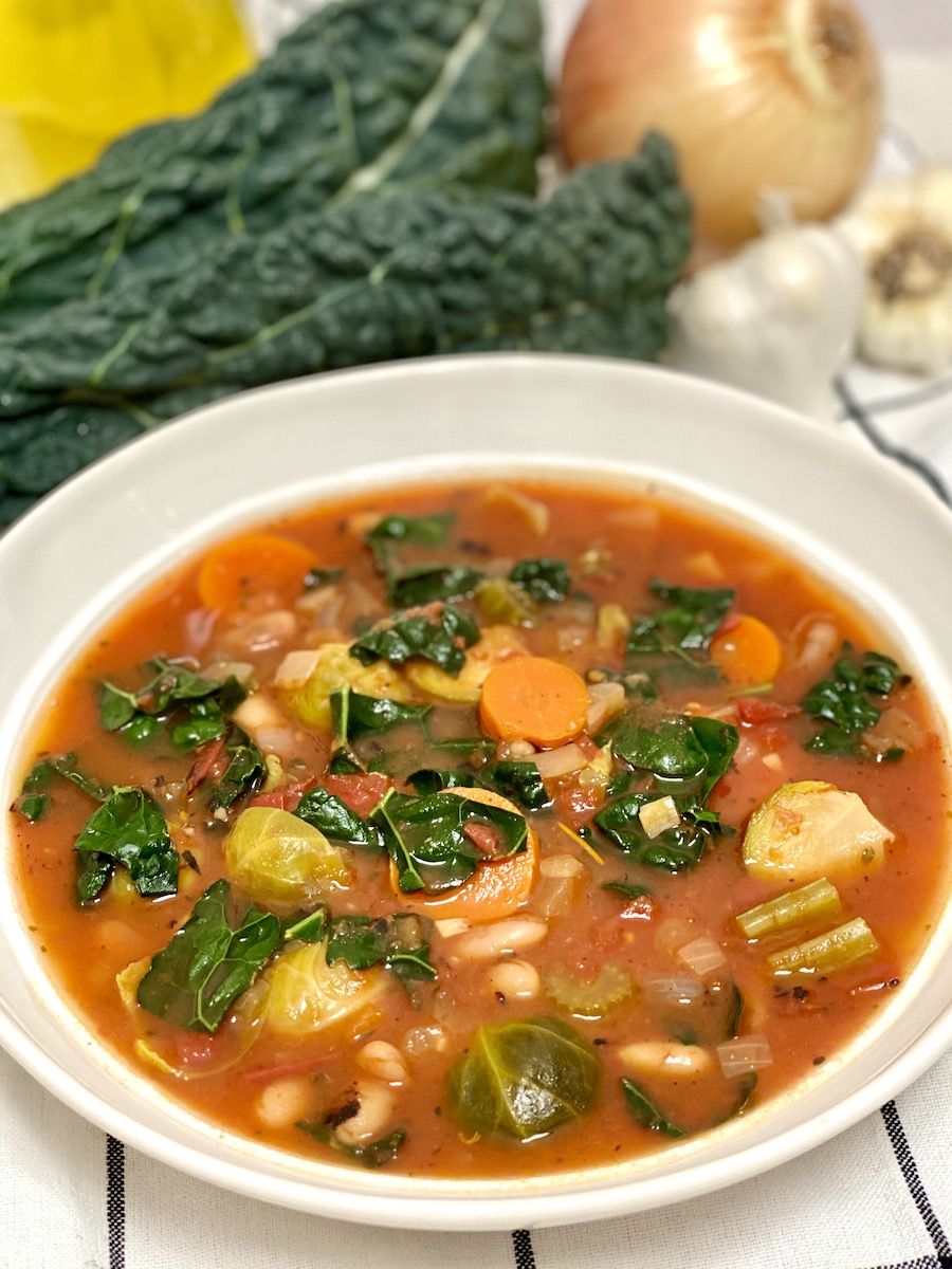 Skin-Boosting Vegetable Soup - Consciously Chic Living